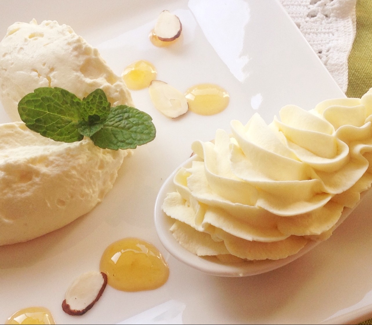 Whipped Cream - Creme Chantilly / Tania's Kitchen